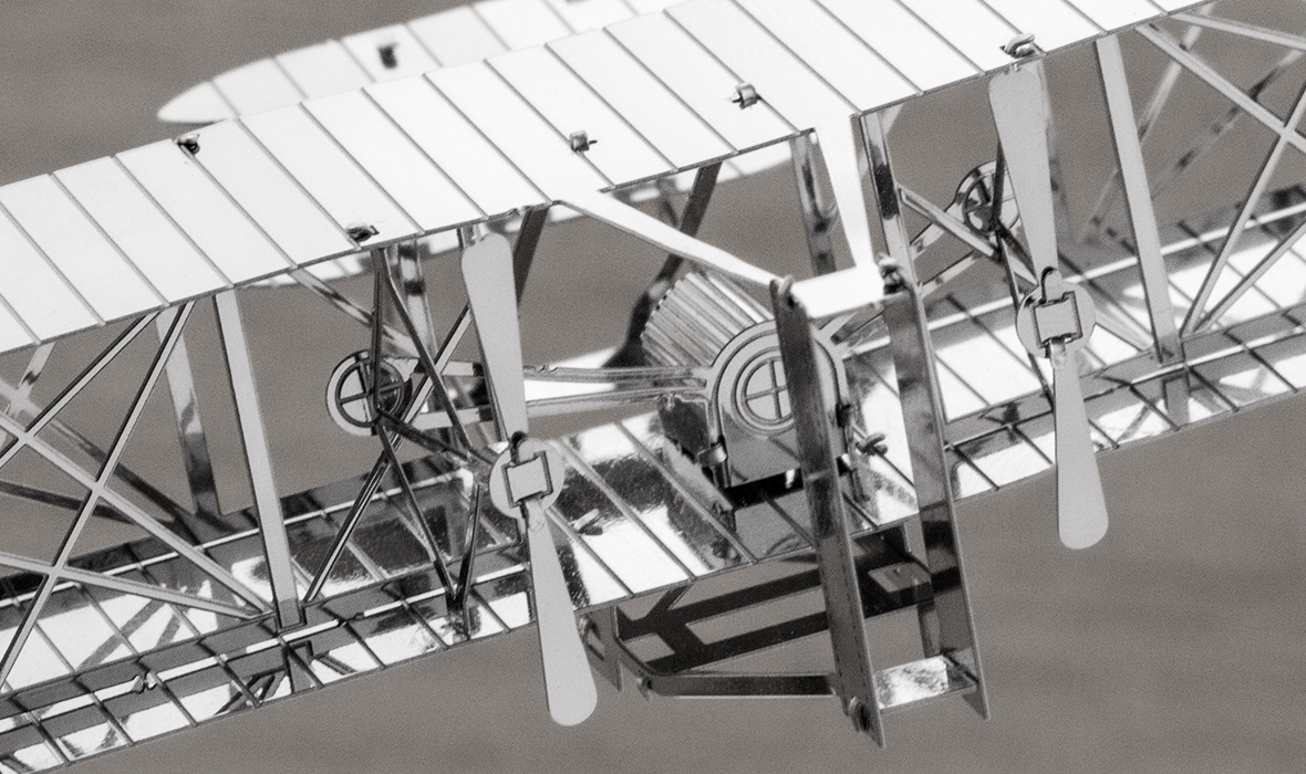 Metal Earth Wright Brother Airplane 3D Model Kit - Innovatoys | Metal ...