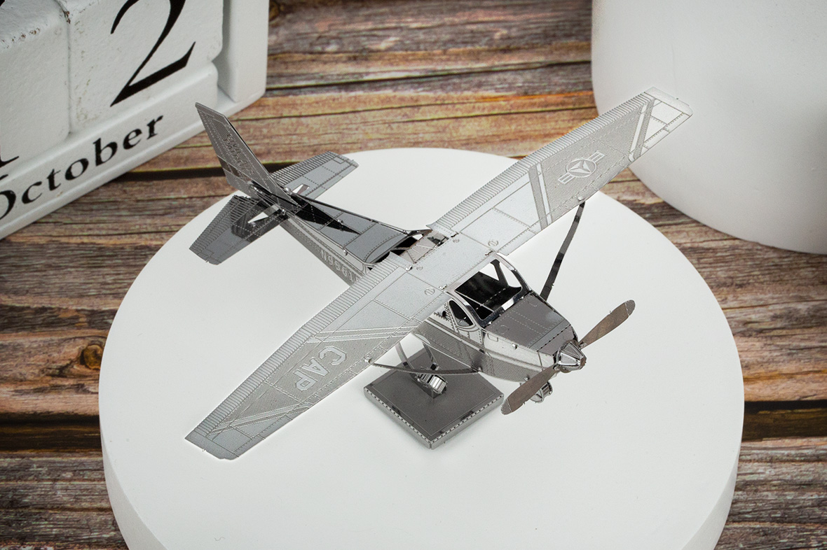 Metal Earth Cessna 172 Skyhawk Aircraft Steel Model Kit By Mms045 Metal ...