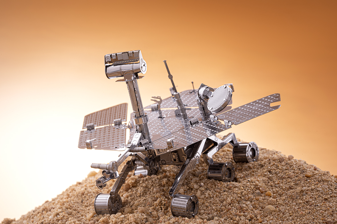 Metal Earth Mars Rover 3D Model Kit - Innovatoys